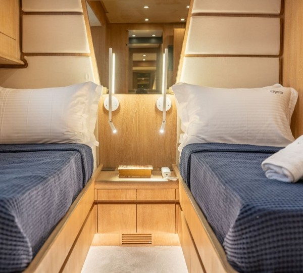 OPERA Yacht Charter Details, Cantieri di Pisa | CHARTERWORLD Luxury ...